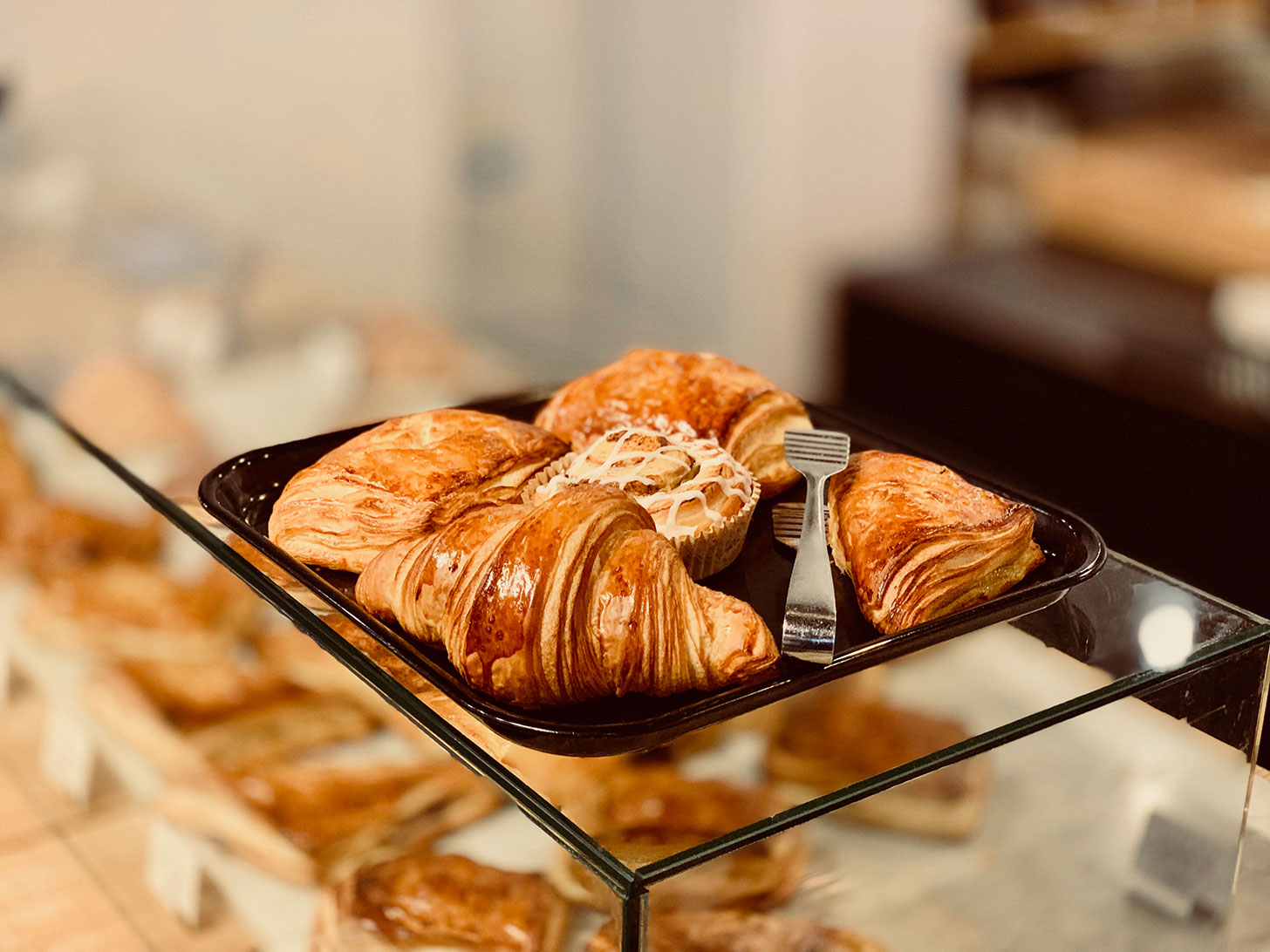 ゼブラコーヒー アンド クロワッサンが横浜みなとみらいに！自家焙煎コーヒーなど | はまこれ横浜