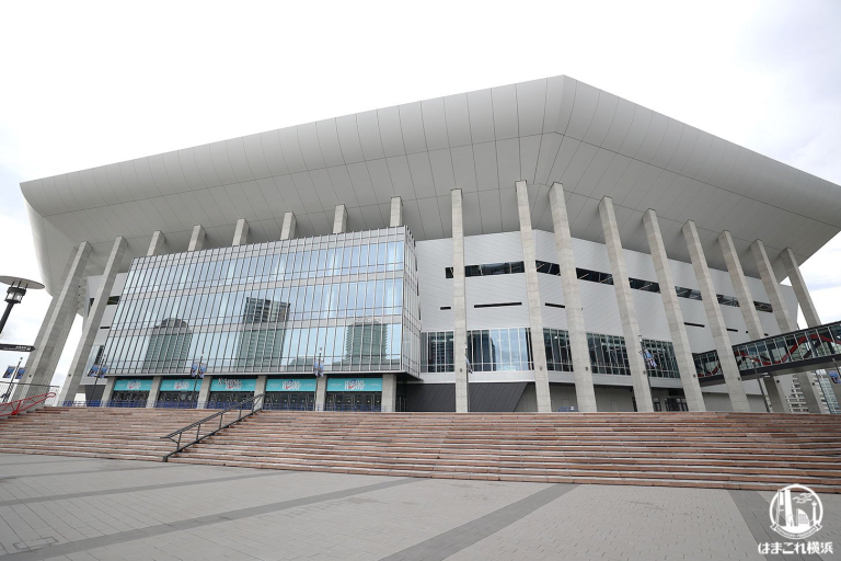 Kアリーナ横浜の全貌！各フロア客席からの見え方や飲食ラウンジ、ミュージックテラスを写真レポ | はまこれ横浜